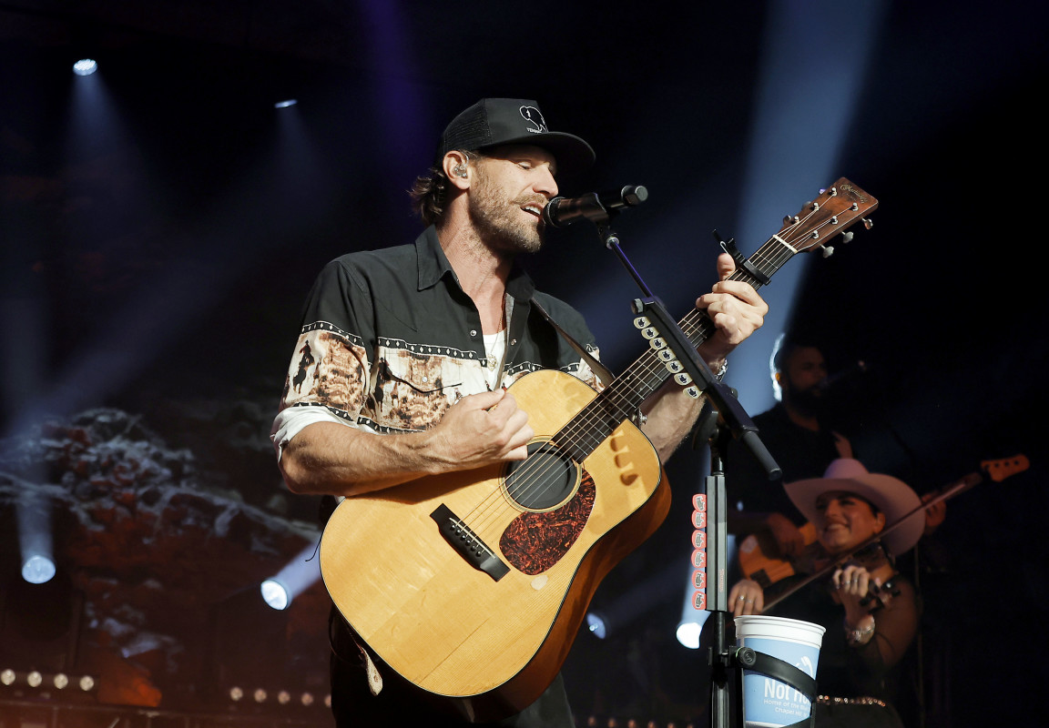 Country music star breaks his silence, steps away from career indefinitely