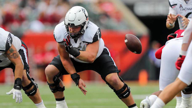 Cincinnati Bearcats mainstay officially declares for 2026 NFL draft
