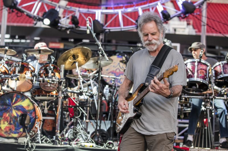 Bob Weir, Grateful Dead guitarist and founding member, dies at 78