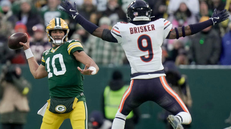 NFL commissioner Roger Goodell makes decision for Bears-Packers game