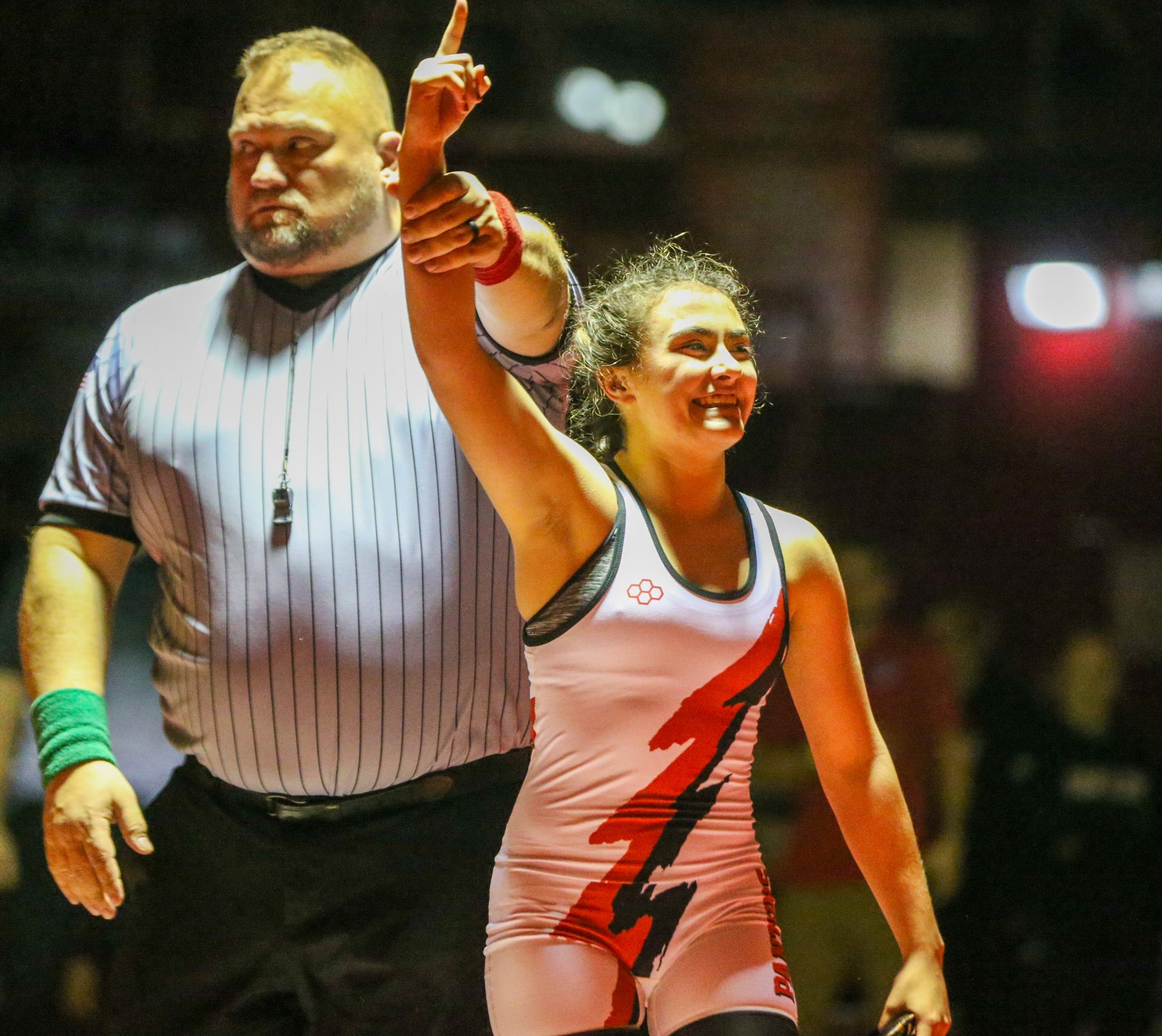 12 South Bend area girls wrestlers advance to IHSAA state finals