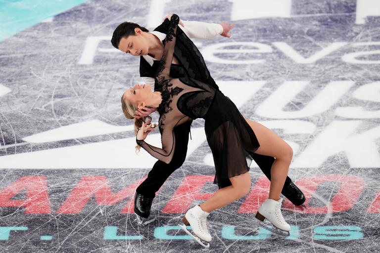 Chock and Bates win record-setting seventh US figure skating title, set ...