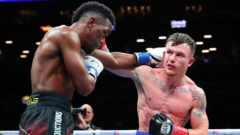 Briton Smith stuns Matias to become world champion
