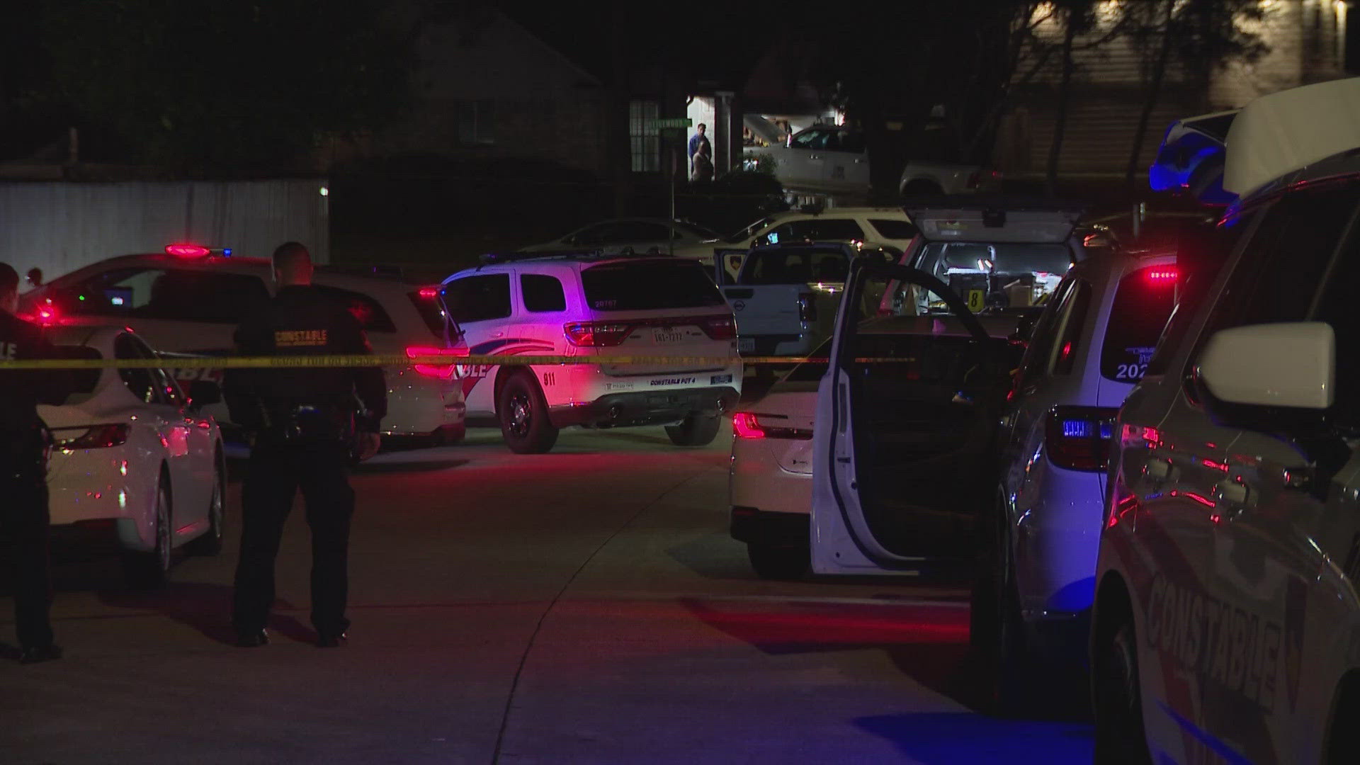 HCSO: Man found dead inside vehicle in Humble-area neighborhood