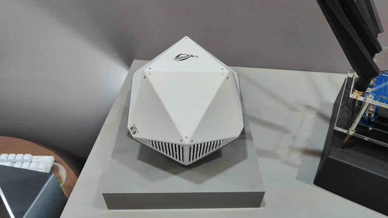 From brain-reading headsets to robotic carpet cleaners: The 9 most mind ...