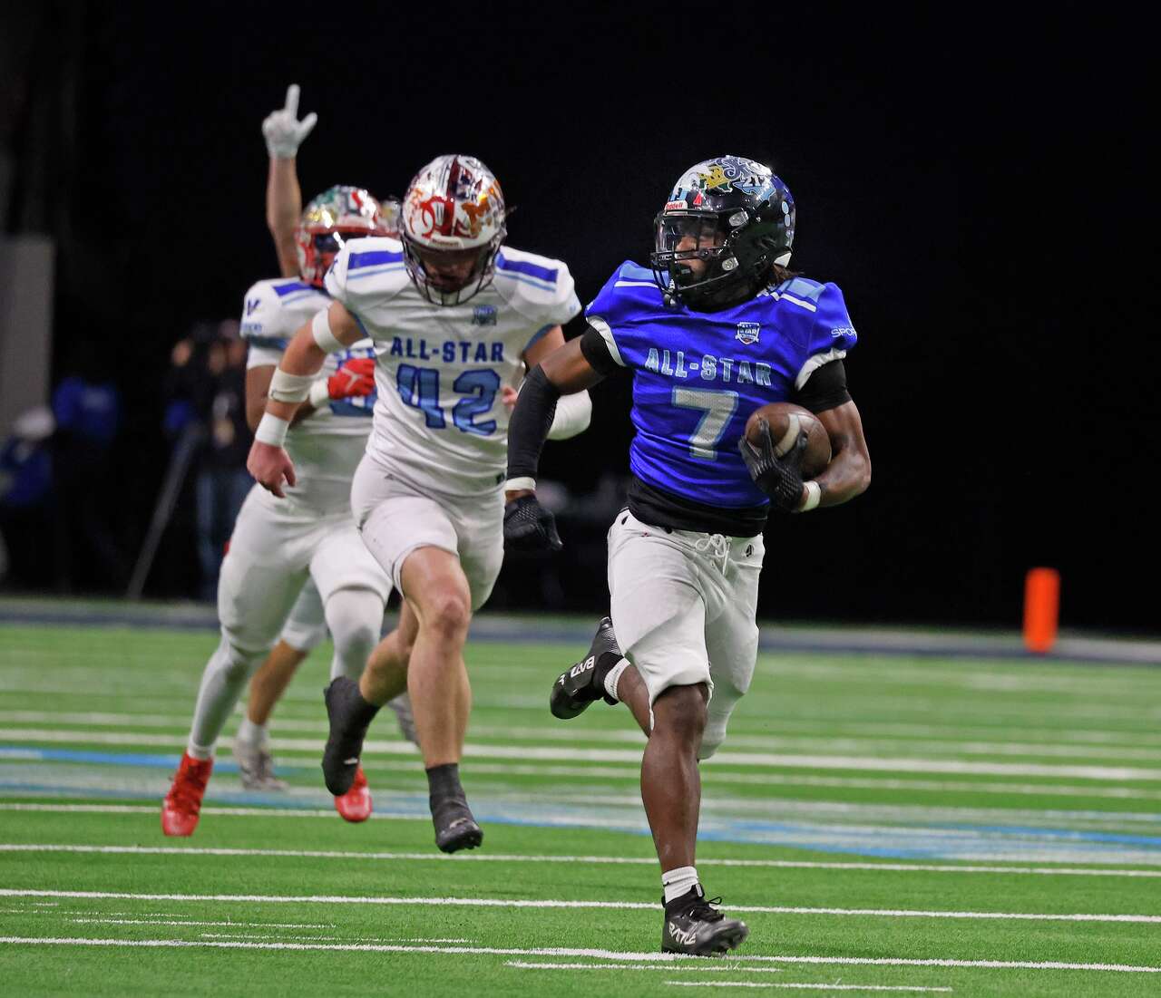 Harlan's G'Ivori Graham leads Team Blue to win in SA Sports All-Star Game