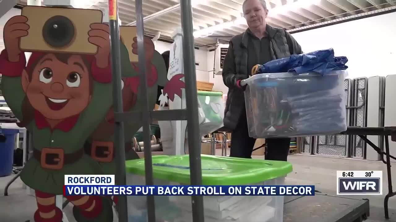 Volunteers put Stroll on State decorations 'Back in the Box'