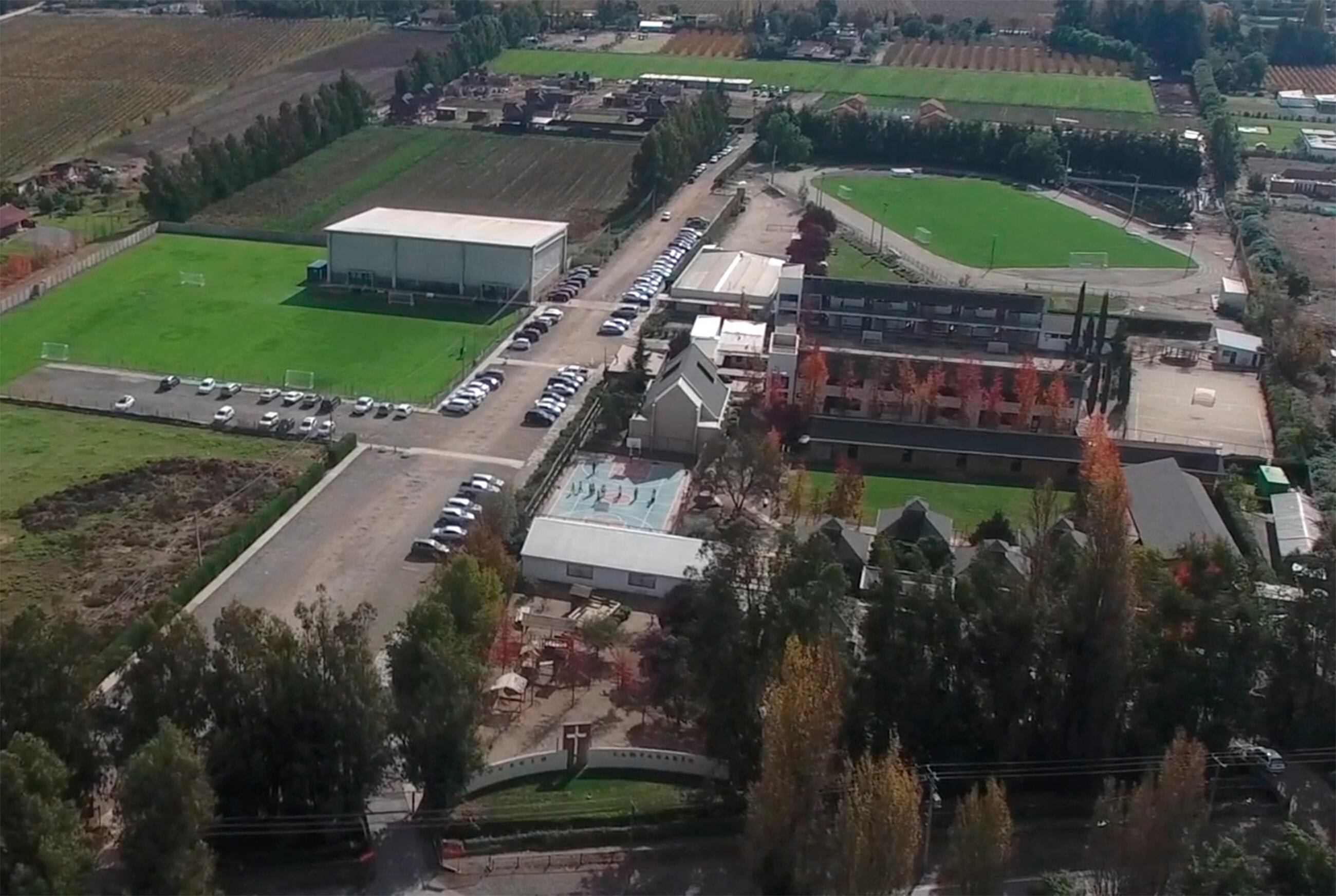 Colegio Campanario, la formación escolar según Kast