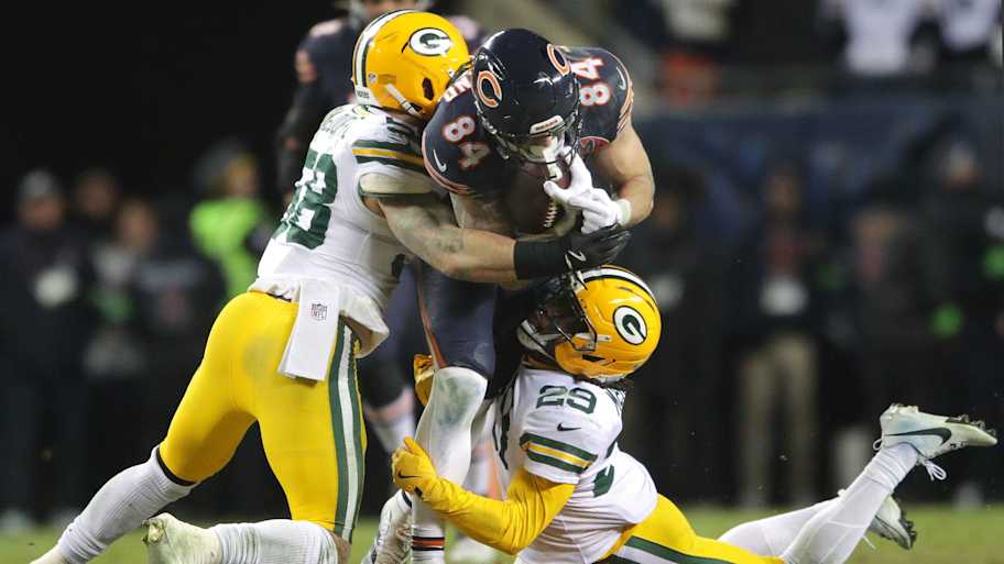 Bears and Caleb Williams become legendary with rally past Packers