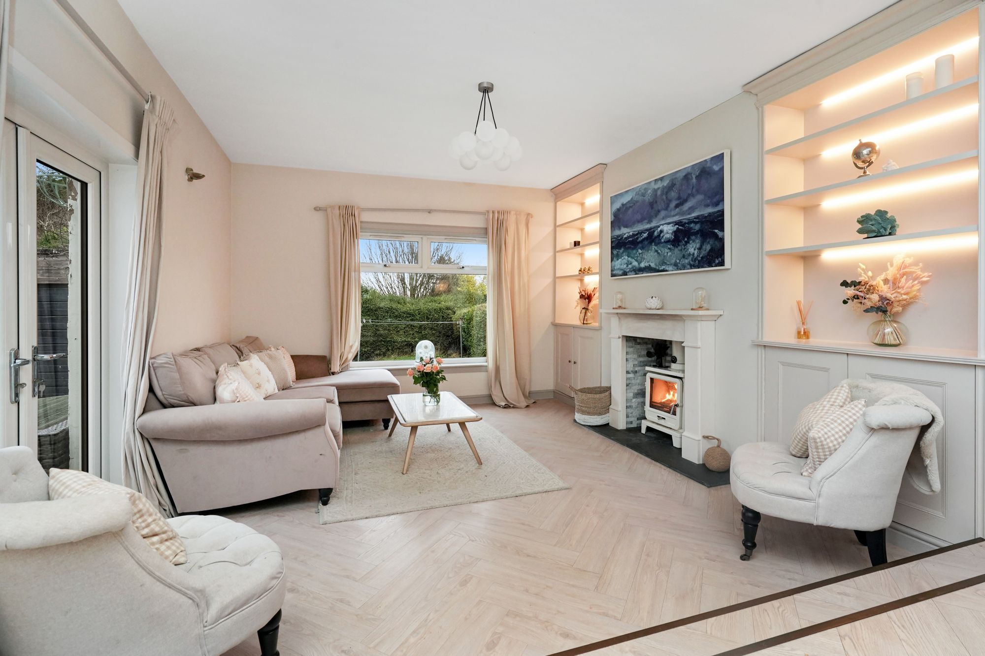 Significantly extended Edinburgh four-bedroom detached bungalow up for ...