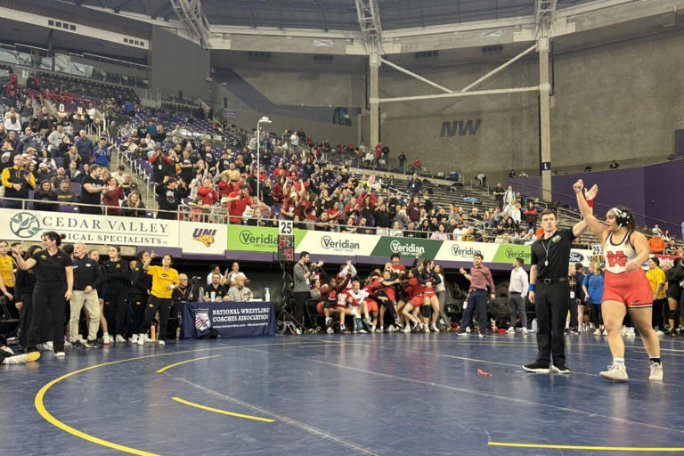 A stunner in Cedar Falls: Iowa suffers first-ever loss, finishes third