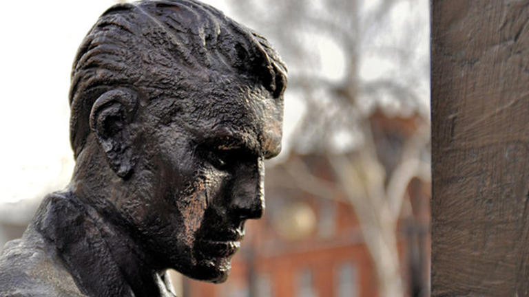 Faide storiche: JRR Tolkien e quel disprezzo verso Walt Disney