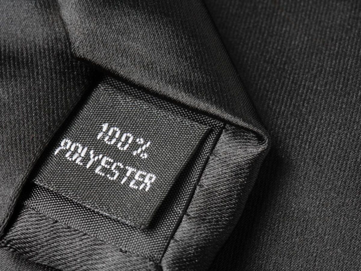 Pengen tahu perbedaan polyester dan rayon? Yuk, simak sekarang!