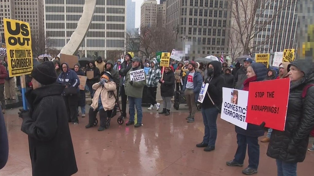 Demonstrators in Detroit protest against ICE and US actions in Venezuela