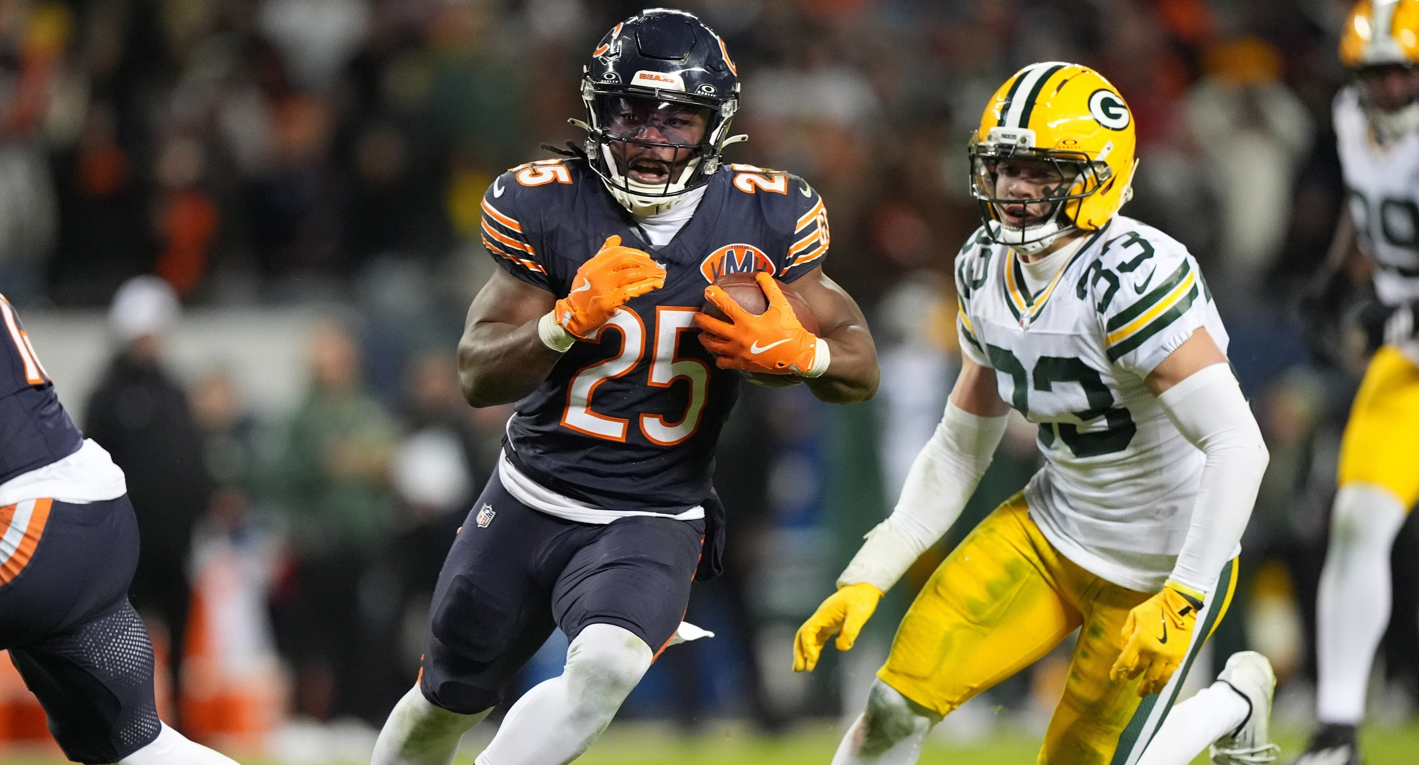 Bears rally from 18 points down for 31-27 playoff win over rival Packers