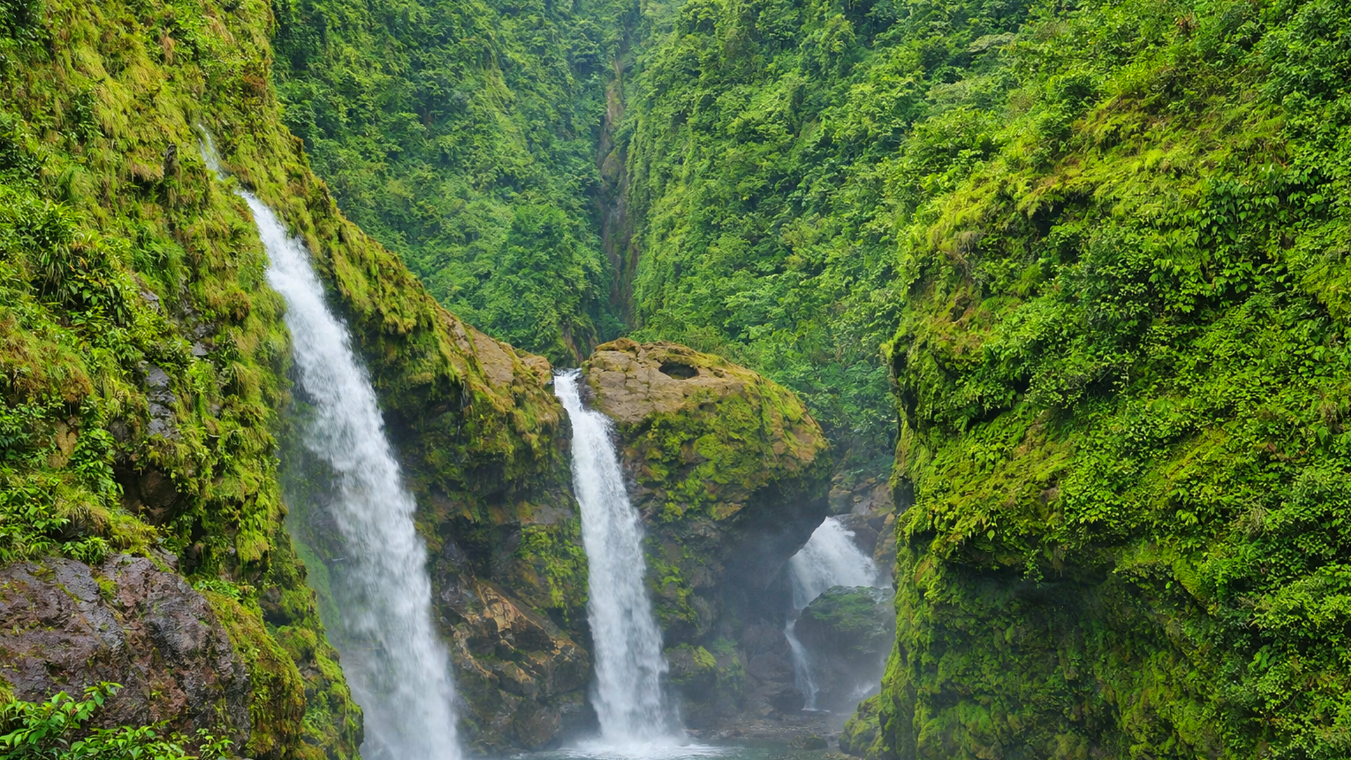 La belleza natural de las Cataratas de San Carlos en Alajuela