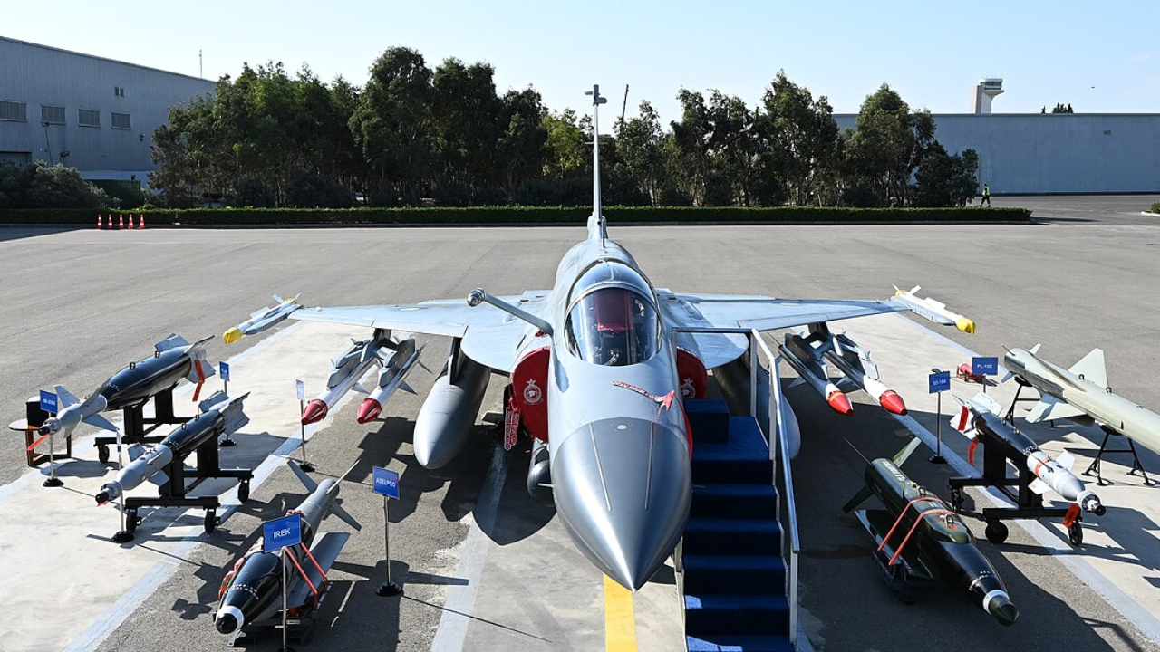 Is Pakistan dumping its JF-17 fleet to Bangladesh? The Operation ...