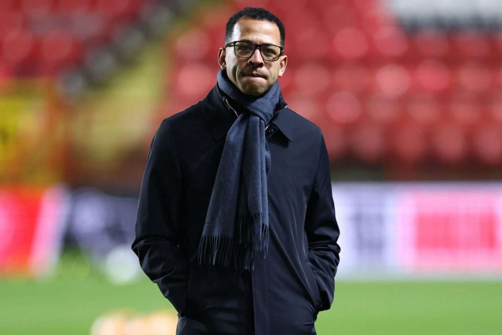 Chelsealle murskavoitto FA Cupissa – näin kommentoi Liam Rosenior