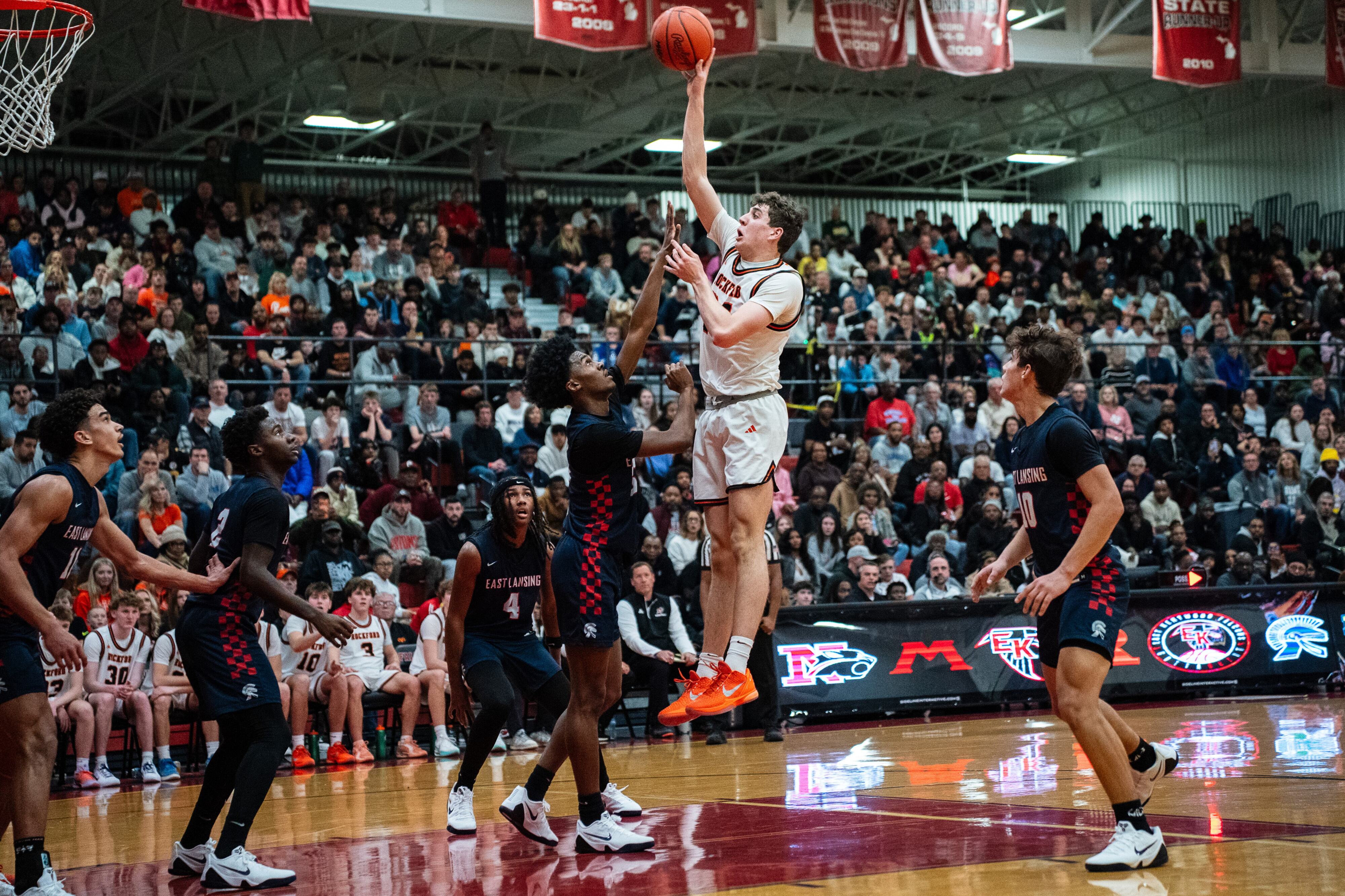 KJ Torbert’s 39 points lead top-ranked East Lansing past No. 2 Rockford