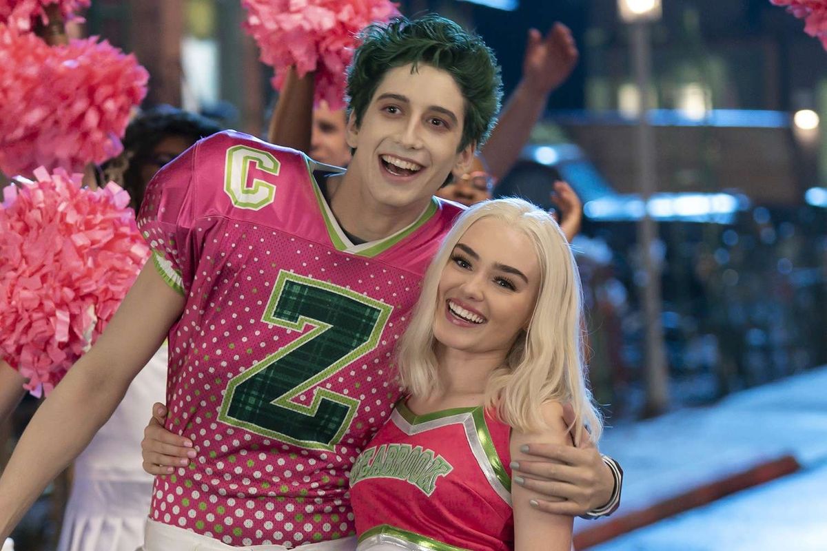 Rapunzel: chi è Milo Manheim, il nuovo Flynn Rider nel live action del ...