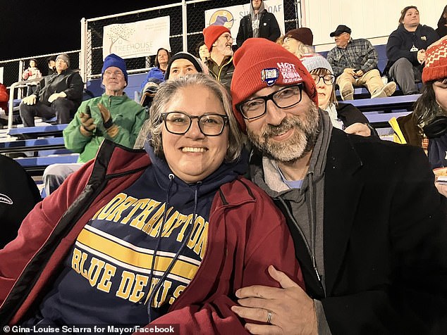 Mayor's embarrassed husband forced to make groveling public apology