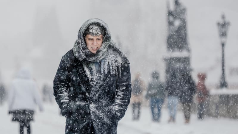 Česko v sevření třeskutých mrazů. Teploty klesají k −20 °C Podívejte se ...