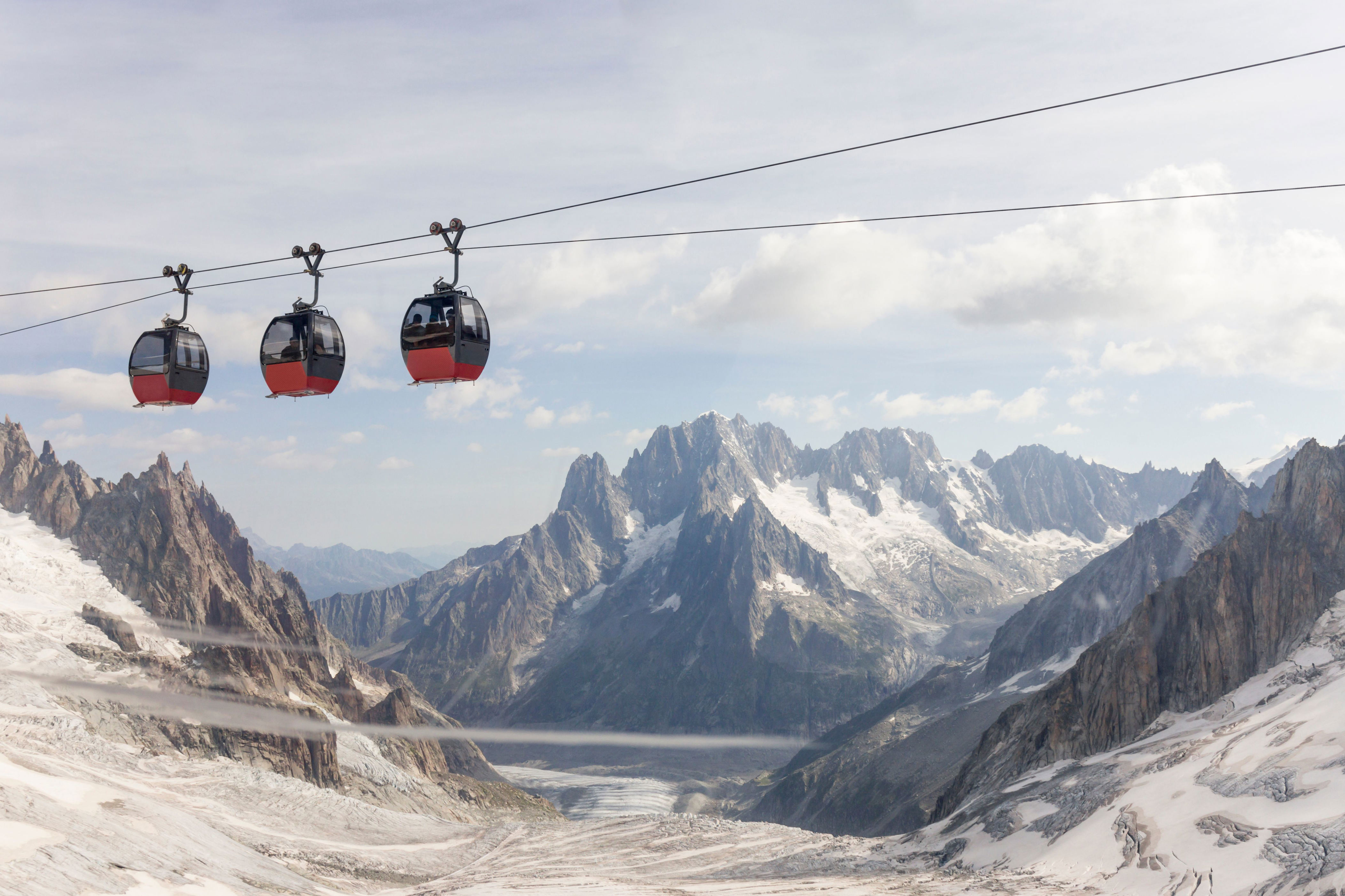 The best overseas ski destinations for Epic and Ikon pass holders