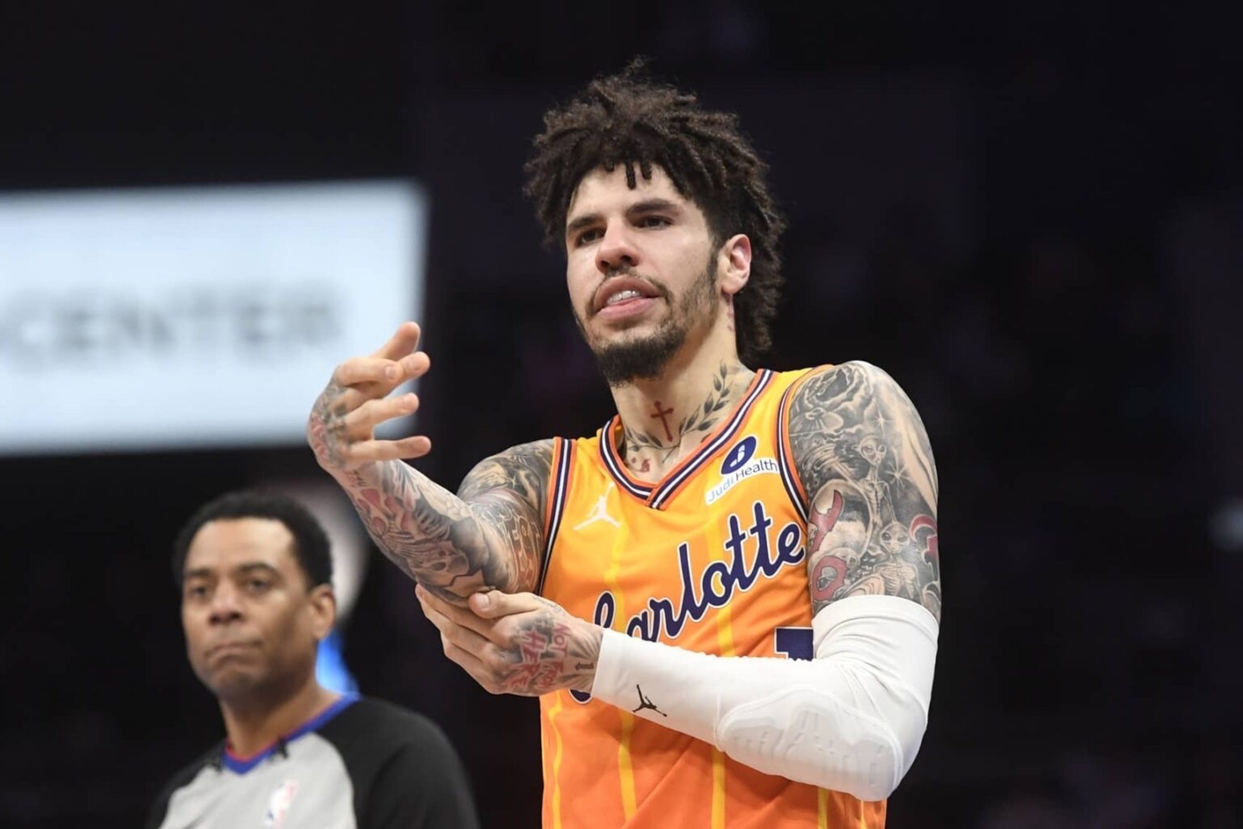 LaMelo Ball curses out Hornets coach in heated post-game outburst