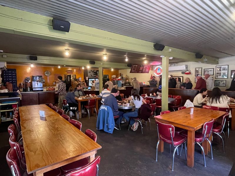 10 Texas BBQ places often included on road trips
