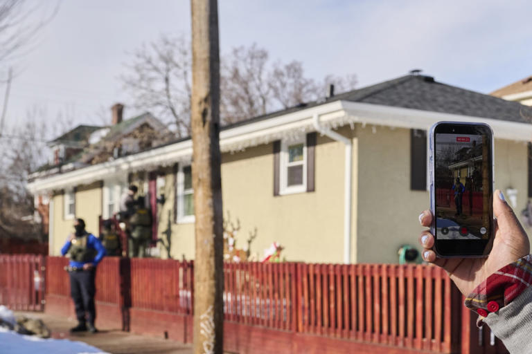 Inside Minneapolis’s sprawling network of ICE watchers