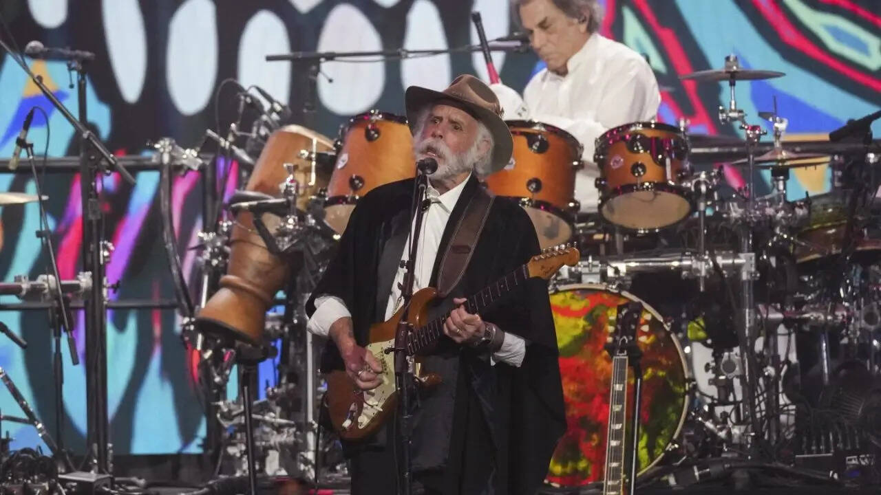Bob Weir Net Worth: How Much the Grateful Dead Singer Left Behind After ...