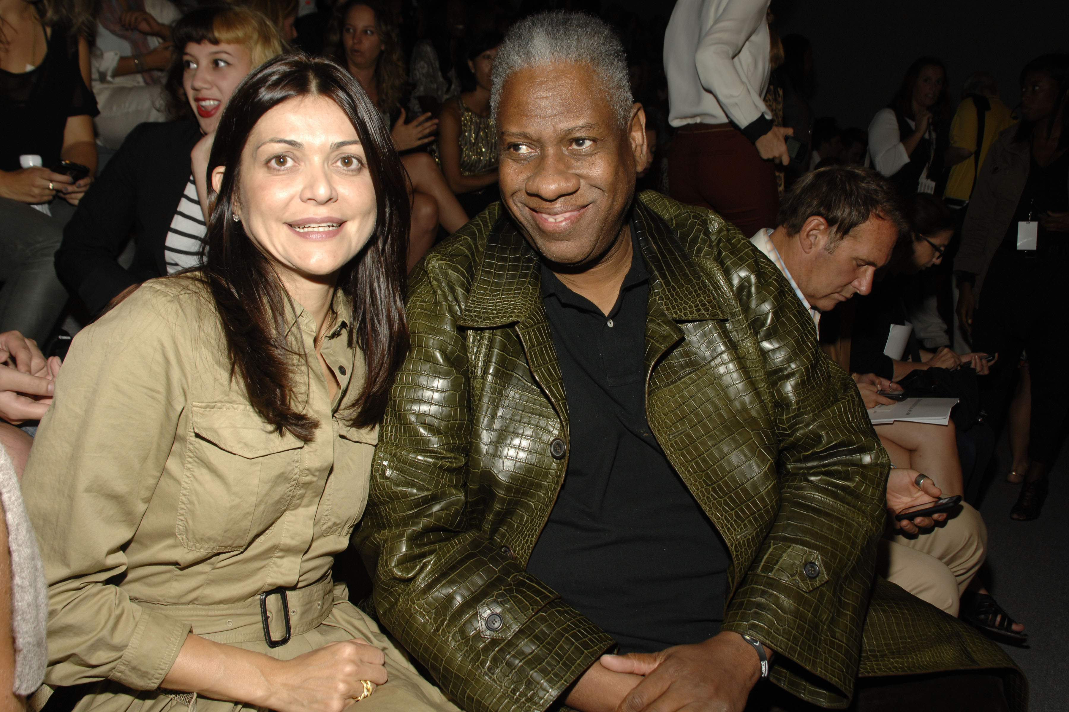 Former Vogue editor aims to expose fashion industry in novel 'more ...