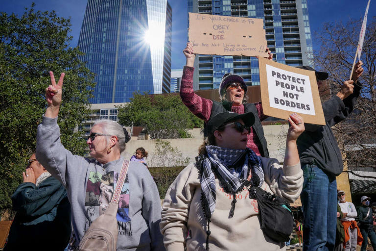 Recap: Austin protesters disperse as officials deploy possible tear gas