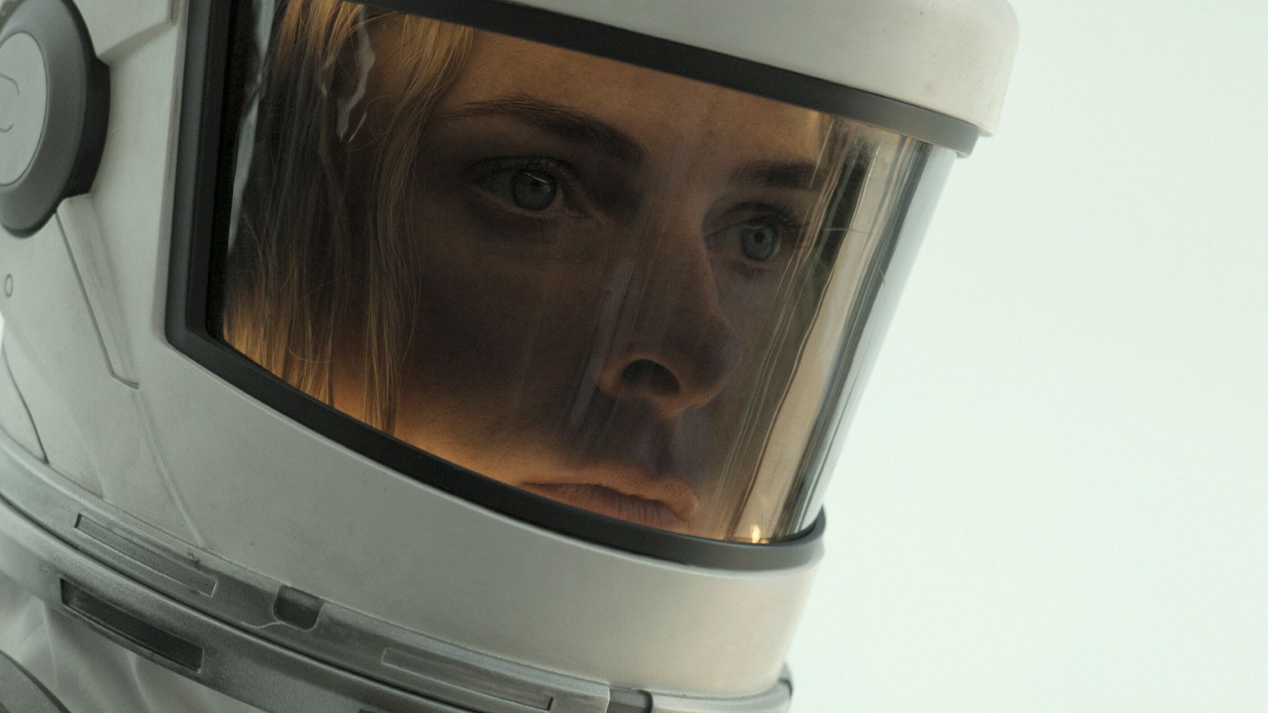 Apple TV's 2-part sci-fi masterpiece with 90% on Rotten Tomatoes has ...