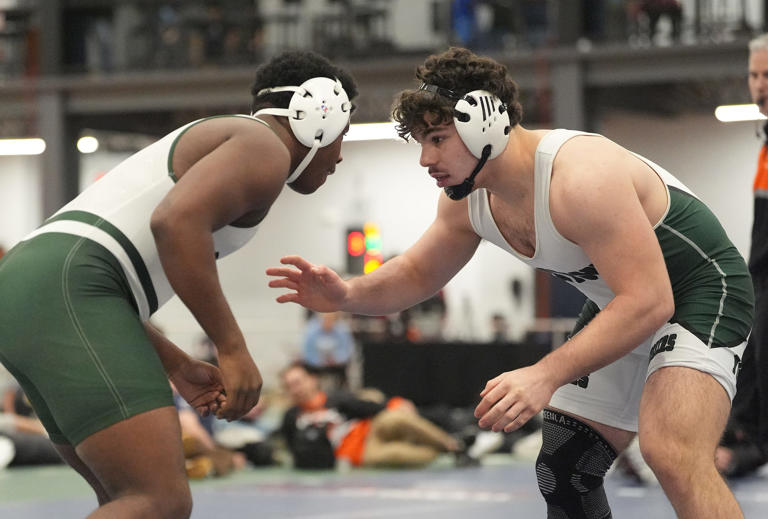 Marcarlo Mannello, George Johnson win Eastern States Wrestling titles