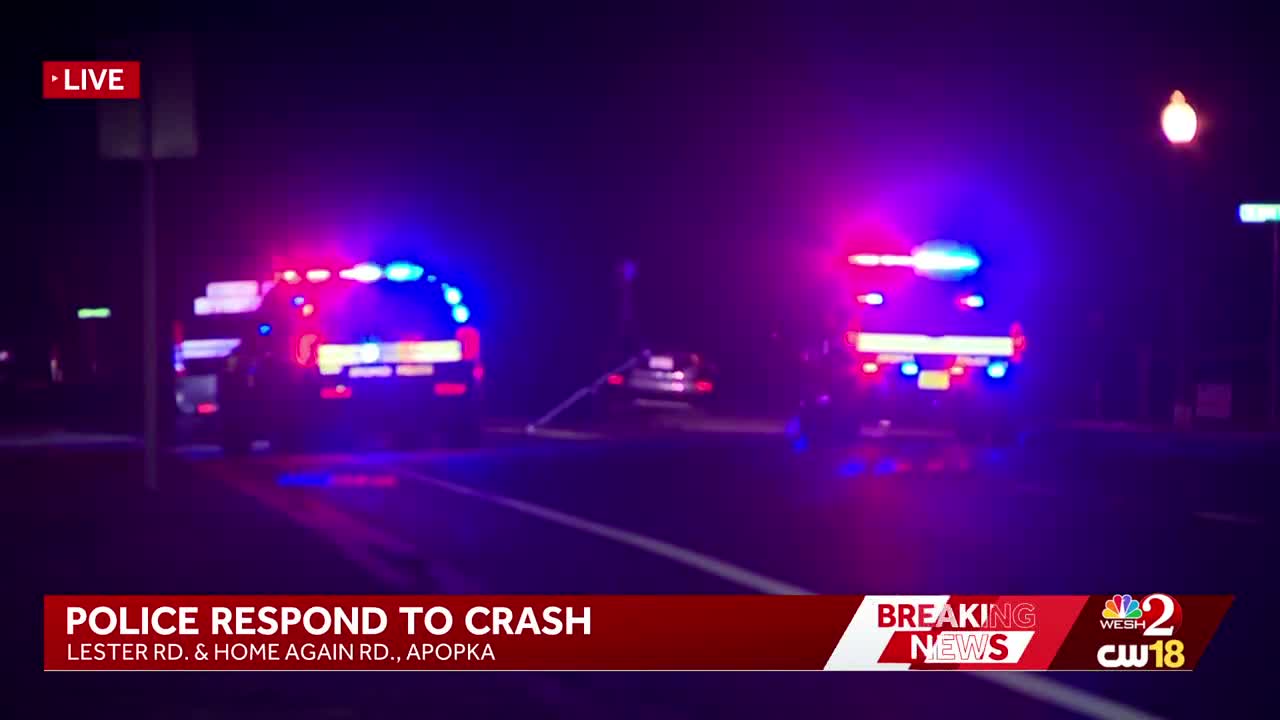 Crash in Apopka blocks traffic in both directions, police on site