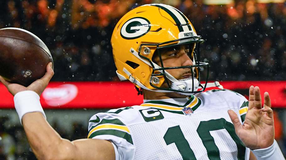 Packers start fast, lead Bears in NFC wild-card game