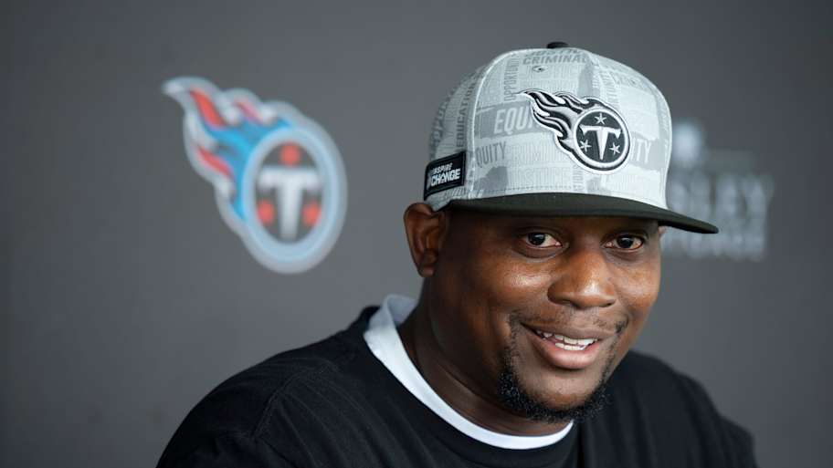 Former Terp interviews for Washington Commanders defensive coordinator spot