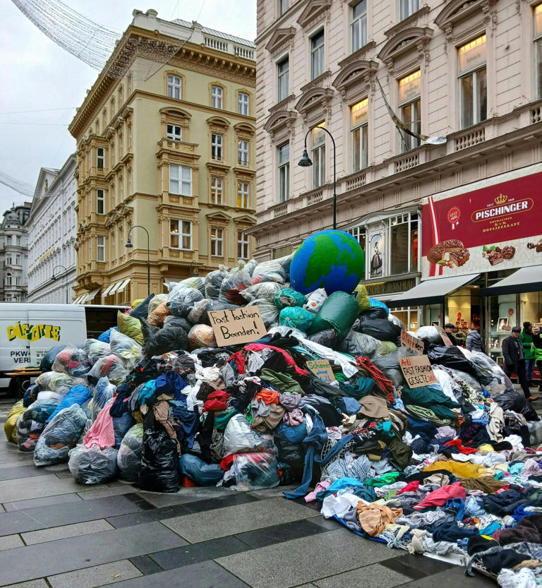 Second hand in die Mitte der Gesellschaft bringen