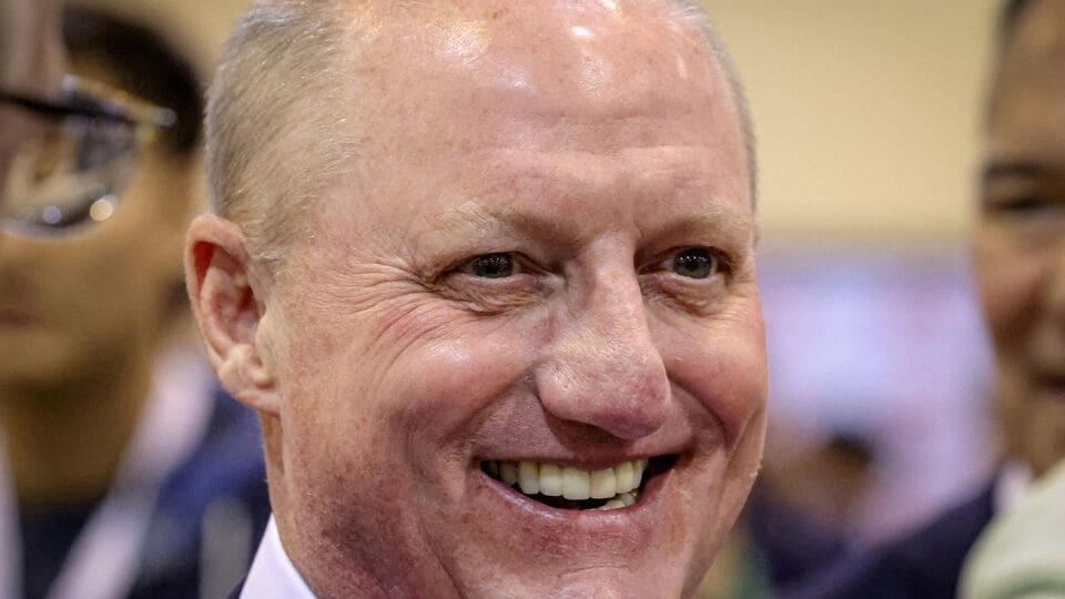 Greg Abel's salary as Berkshire CEO is way more than Warren Buffett ...