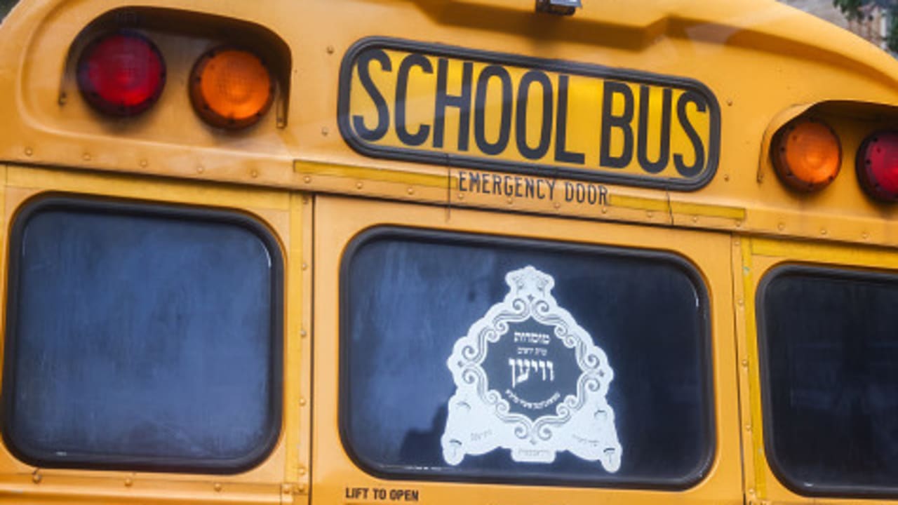 Man arrested for throwing rock at school bus, fractured skull of 8 year ...