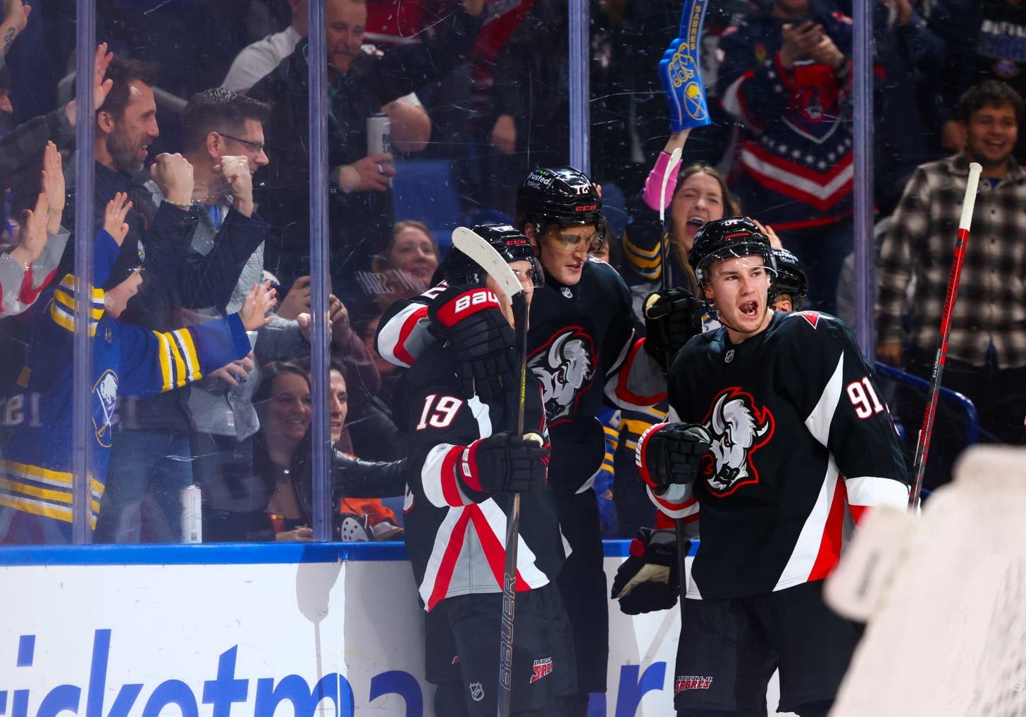 Sabres fend off late push from Ducks in win