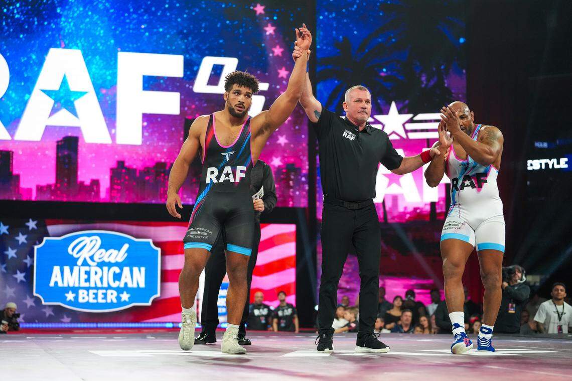 Cero excusas. El muchacho es fuerte. El soldado de Dios cubano cede ...