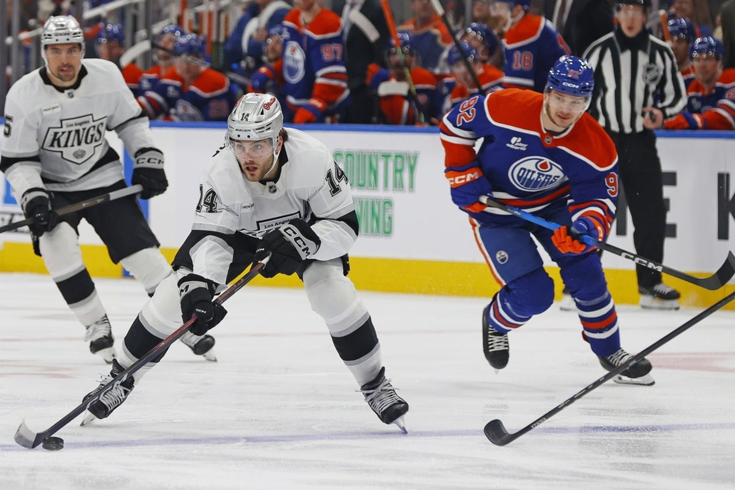 Adrian Kempe's shootout winner lifts Kings past Oilers