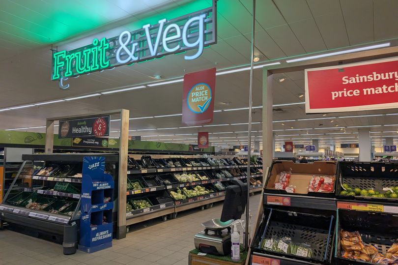I compared fruit and veg aisles in Aldi, Asda, Lidl and more — one ...