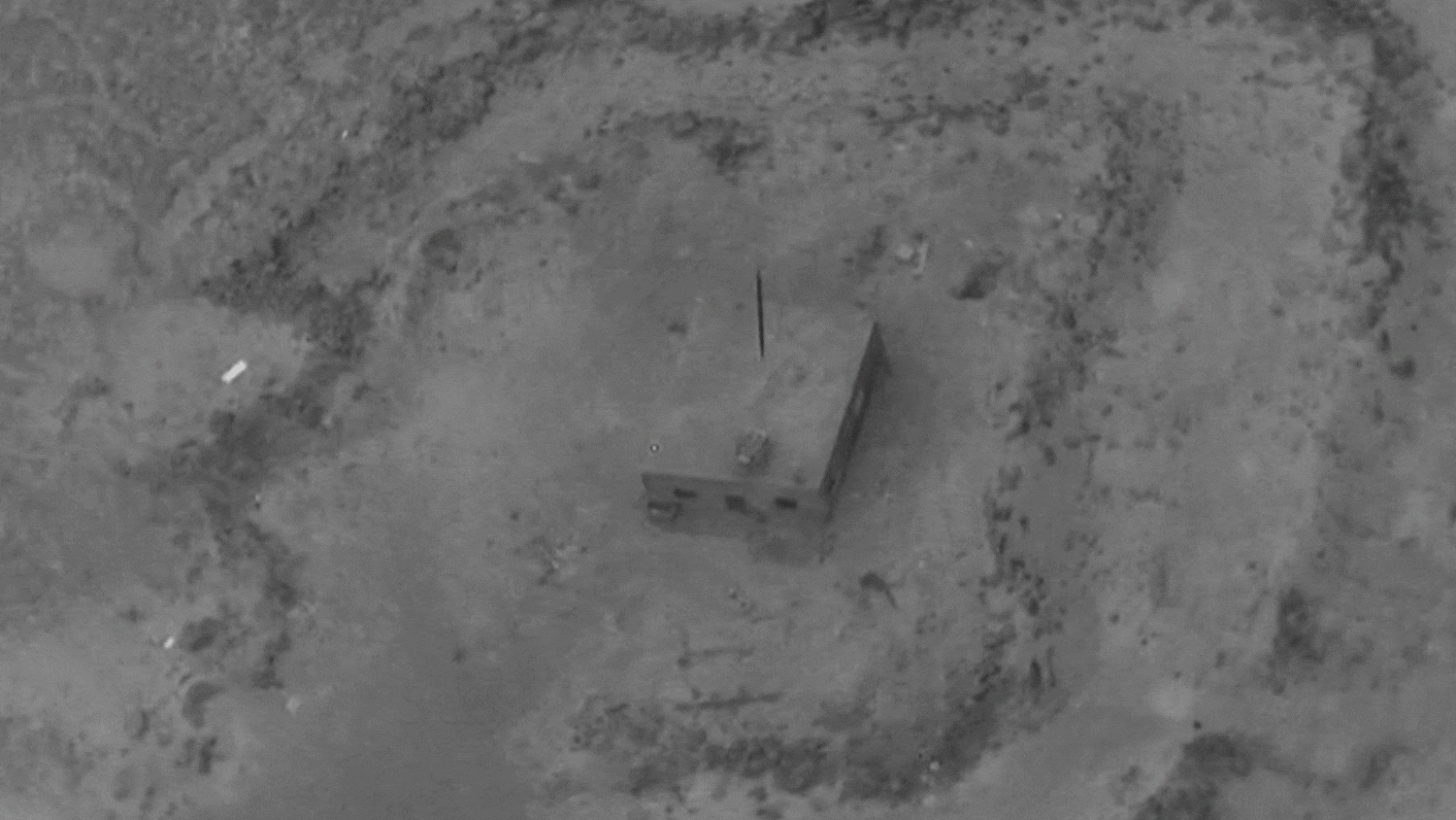 US conducts strikes against ISIS targets across Syria