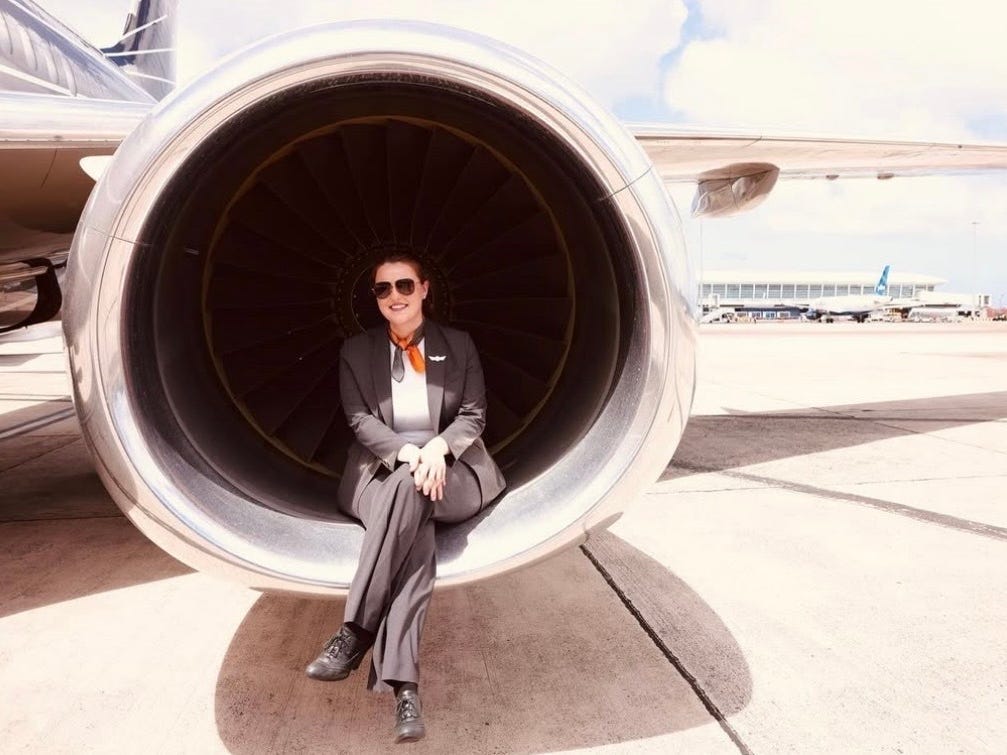 What it's like working as a private jet flight attendant who makes over ...