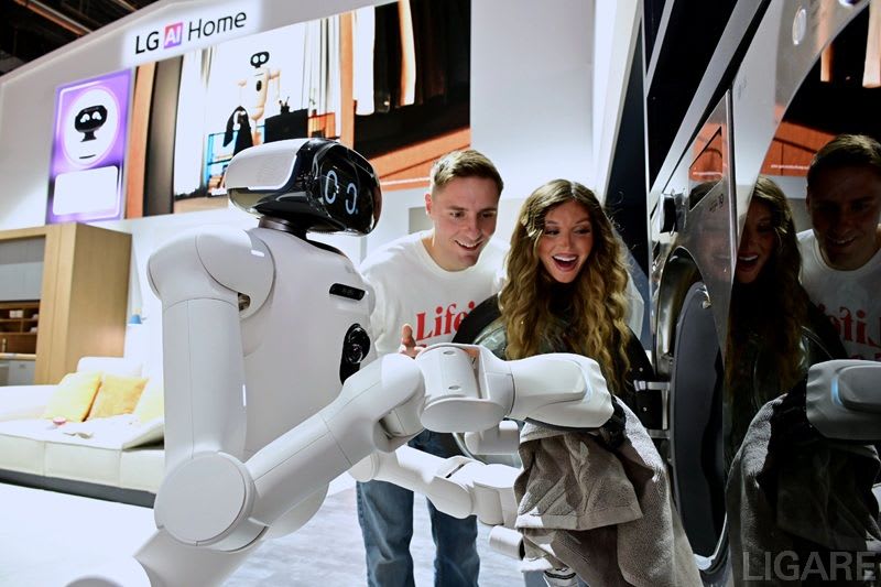 LGエレクトロニクス、CES 2026で「人に寄り添うAI」を披露 ホームロボットや車載ソリューションを発表