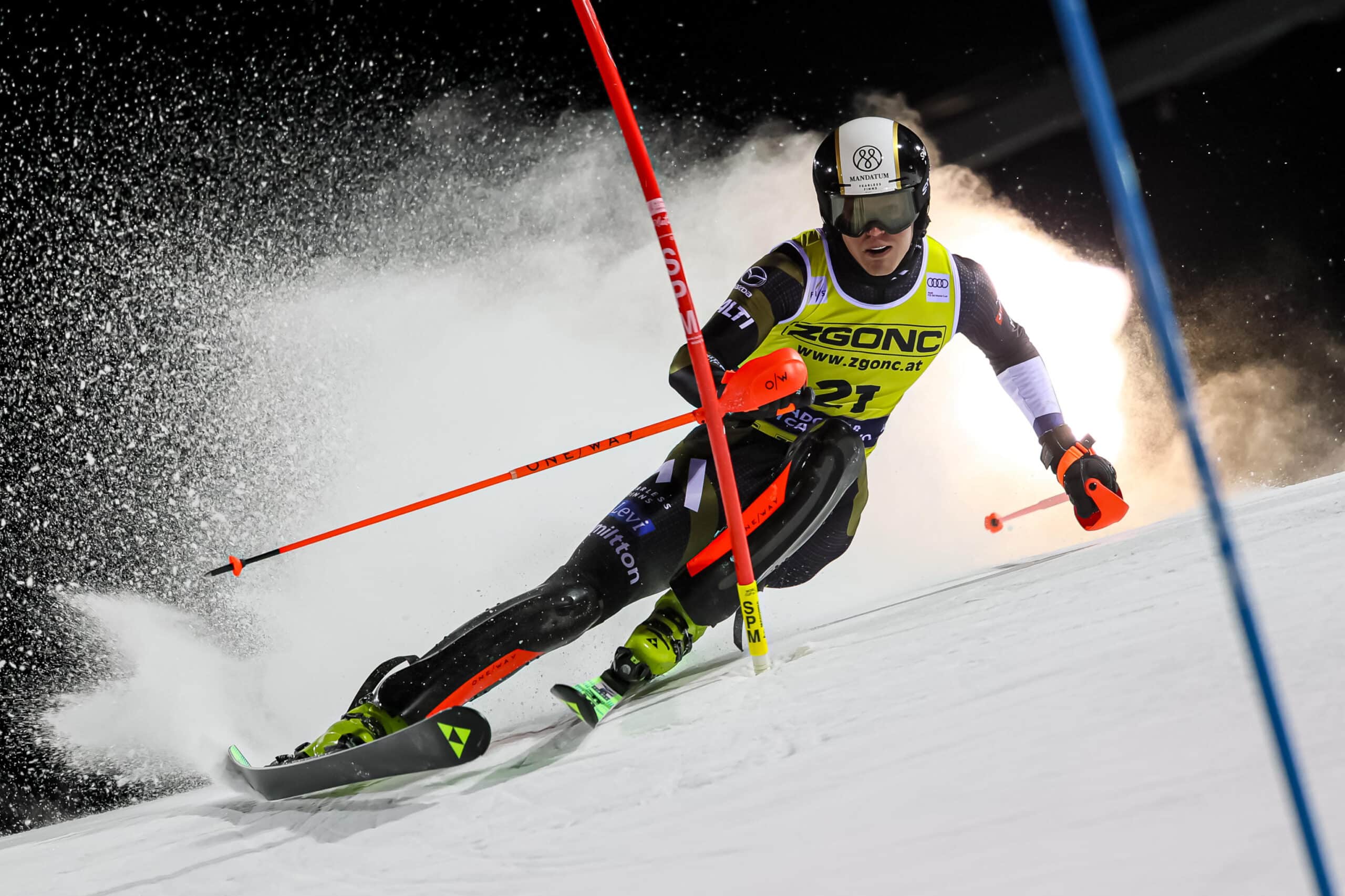 Nyt on lupaavaa – Suomen alppihiihtosensaatio Eduard Hallberg pärjää ...