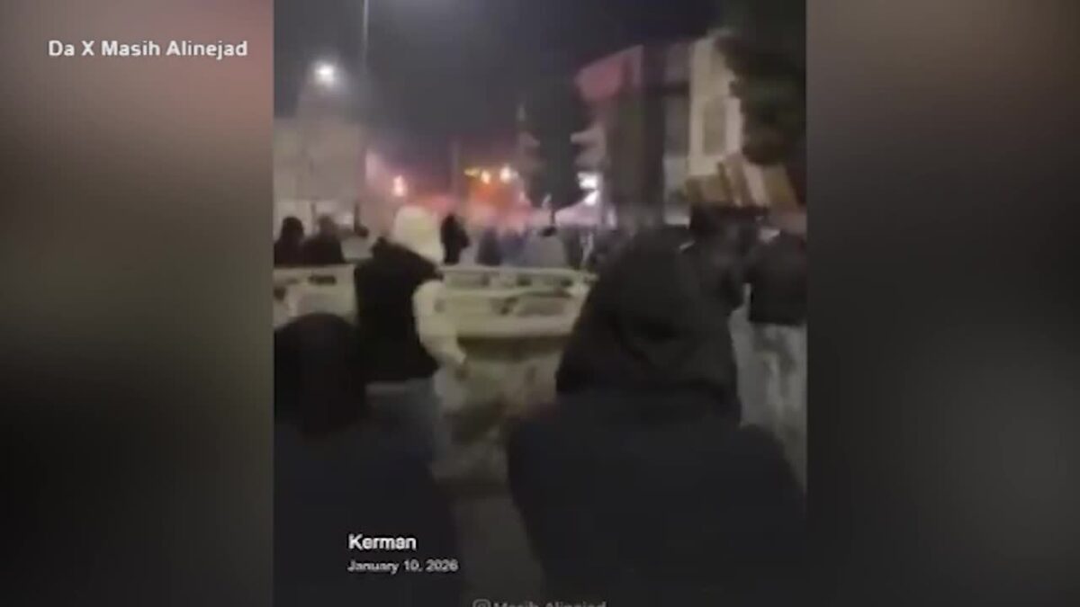 Iran, proteste nelle strade e repressione da Tabriz a Mashdad